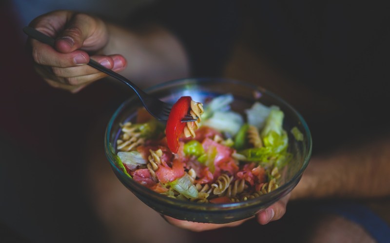 ¿Qué es la alimentación consciente o mindful eating? - CuídateCV